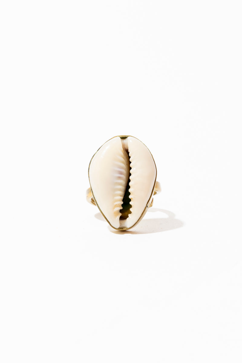 Cowrie Shell Ring – The Bombchel Factory